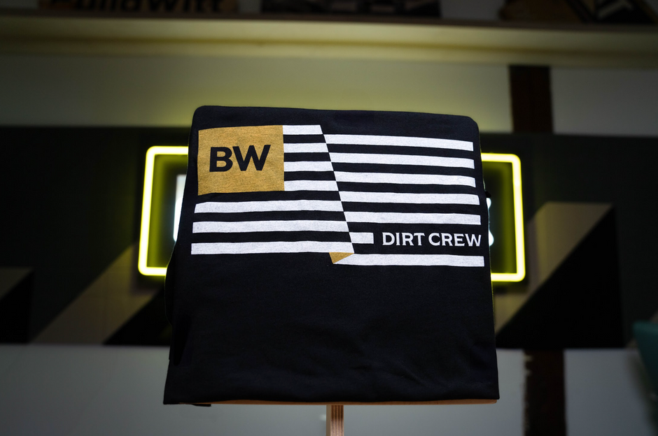 Apparel – Dirt World